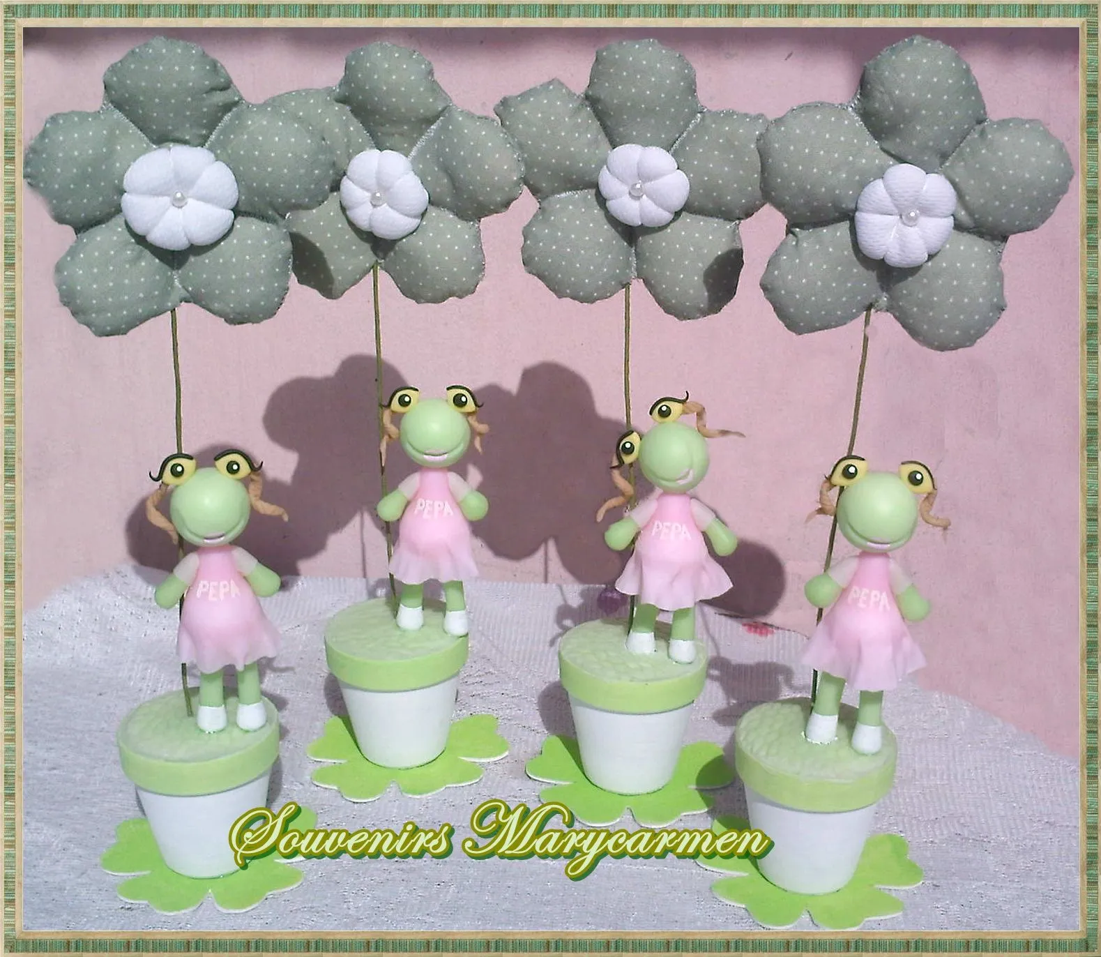 Sapa pepa en goma eva - Imagui