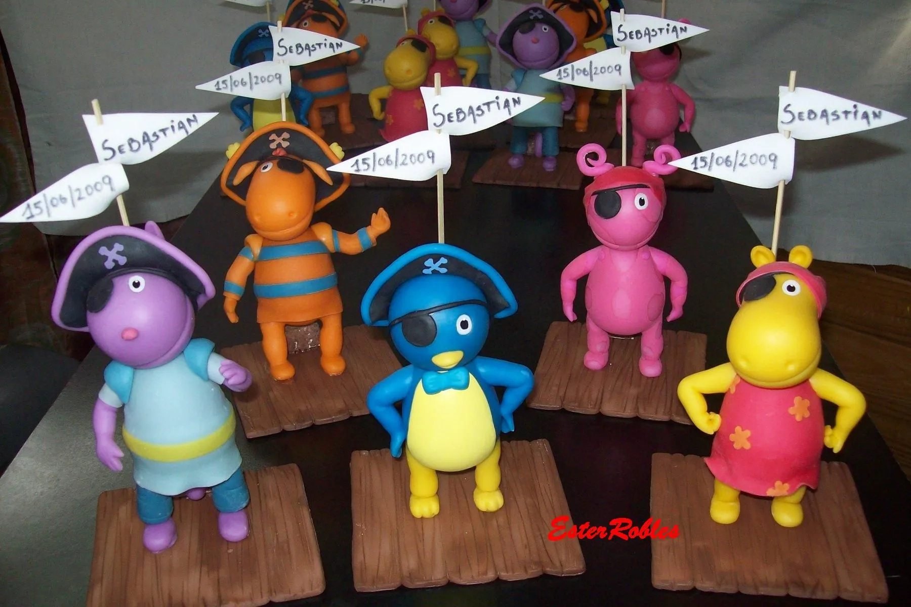 Centro de mesa original Backyardigans - Imagui