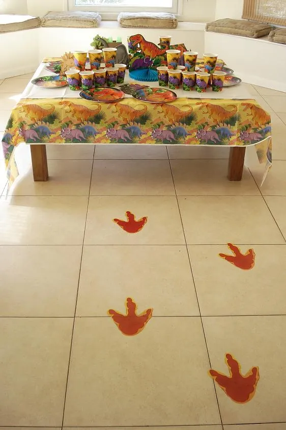 Cotillon dinosaurio - Imagui