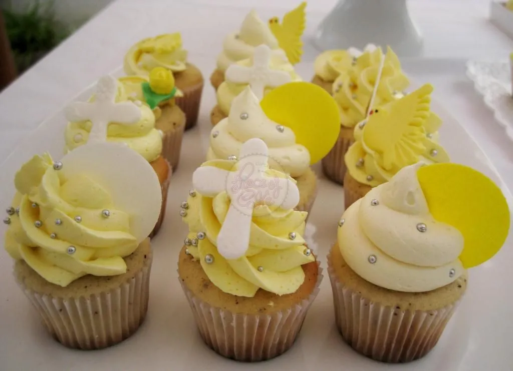 Cupcakes de comunión - 10 fotos e imágenes gratis - Imagui