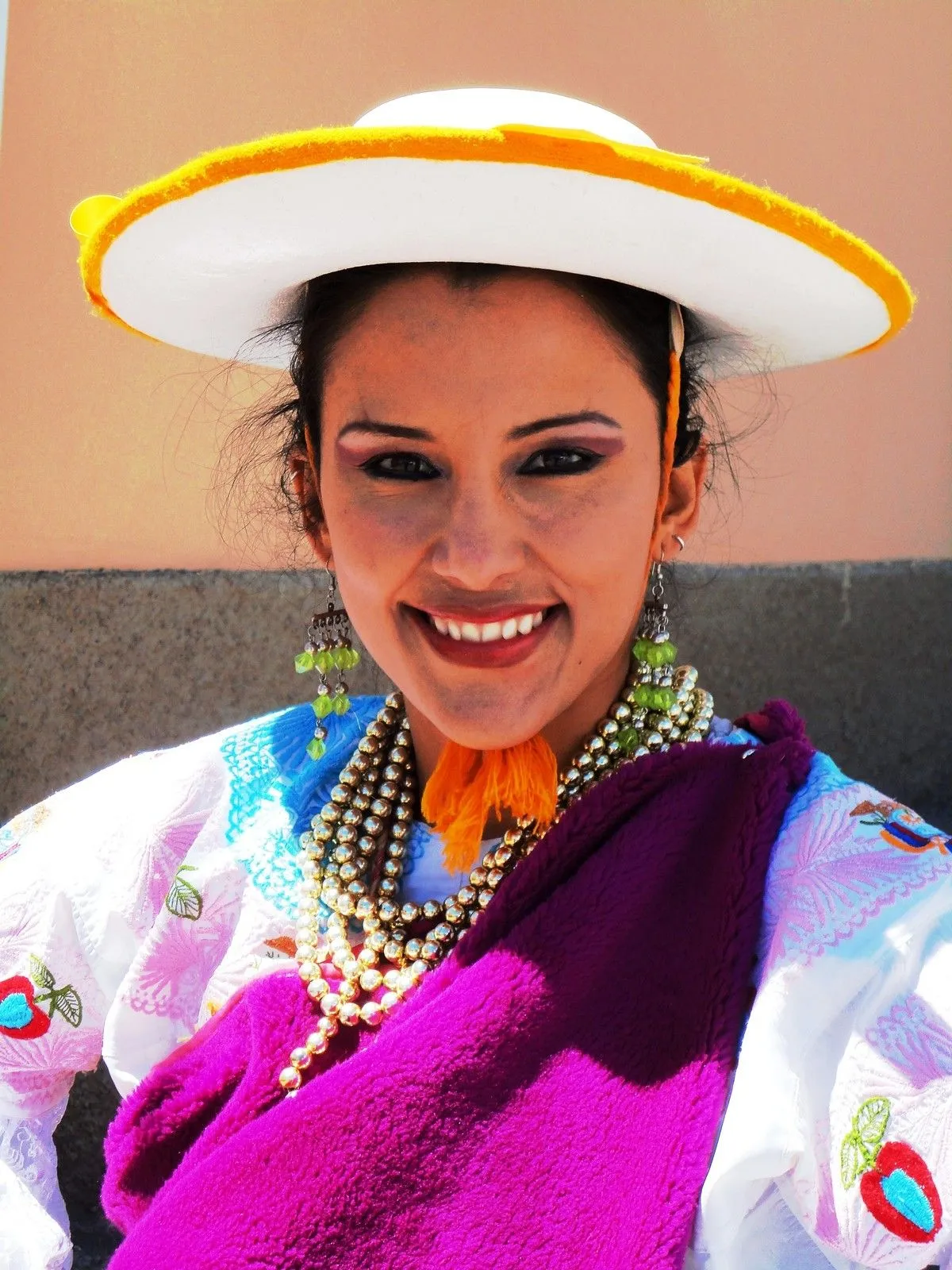 Vestimenta tipica de ecuador - Imagui