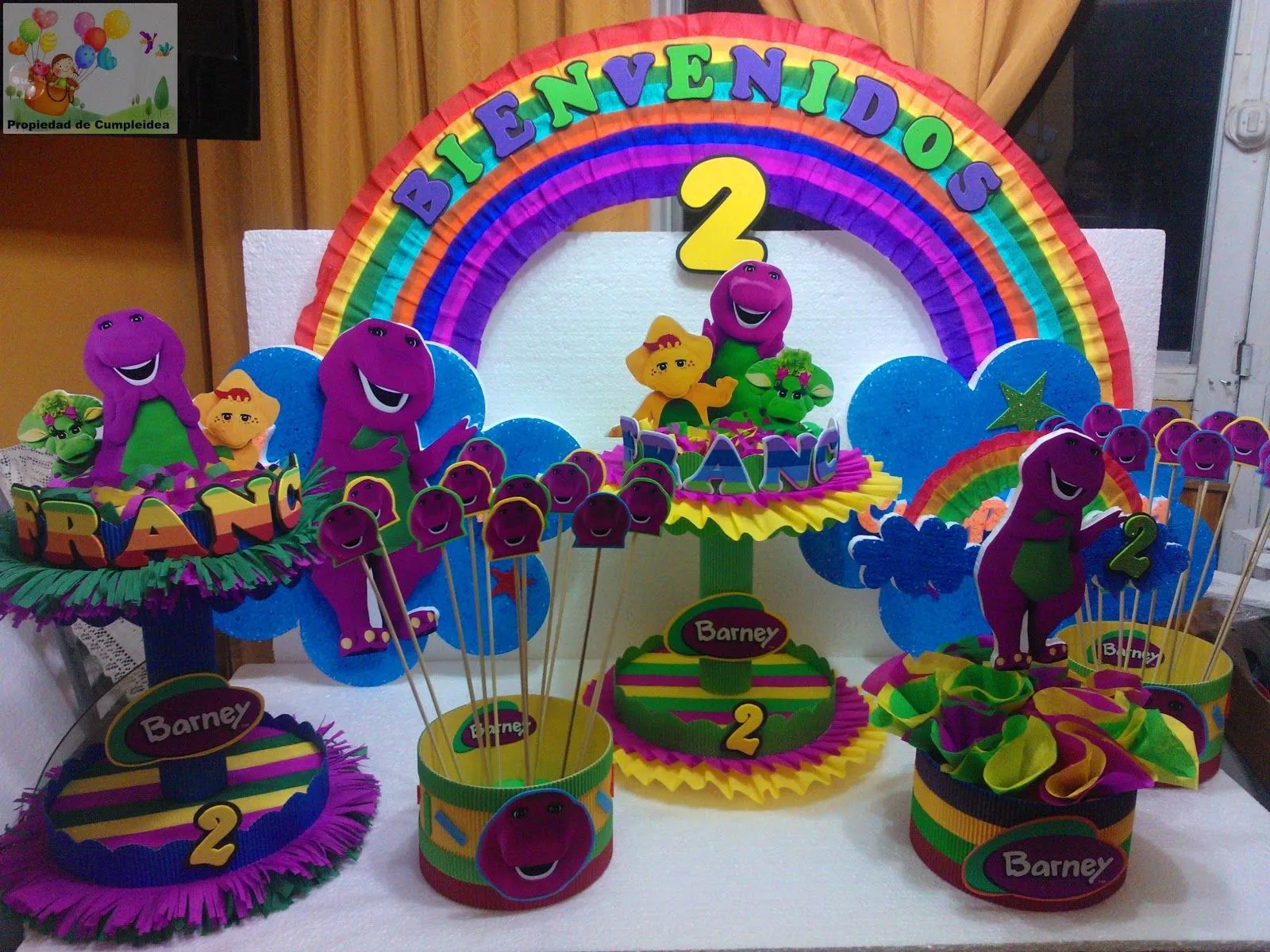 Adornos De Barney Para Fiestas Infantiles 5 Fotos E Imágenes Gratis