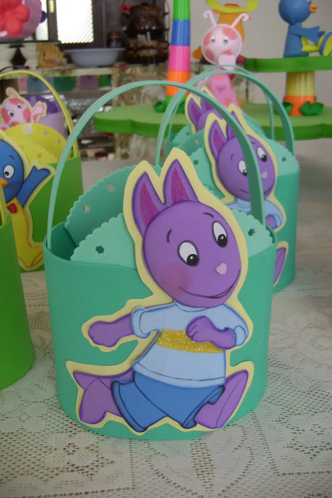 Cotillones de Backyardigans - Imagui