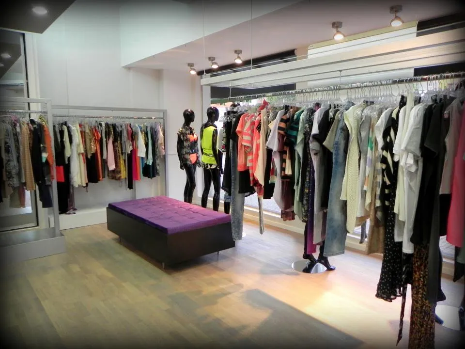 Imagenes de local de ropa - Imagui