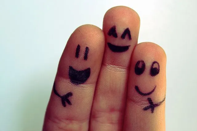 Deditos amigos - Imagui