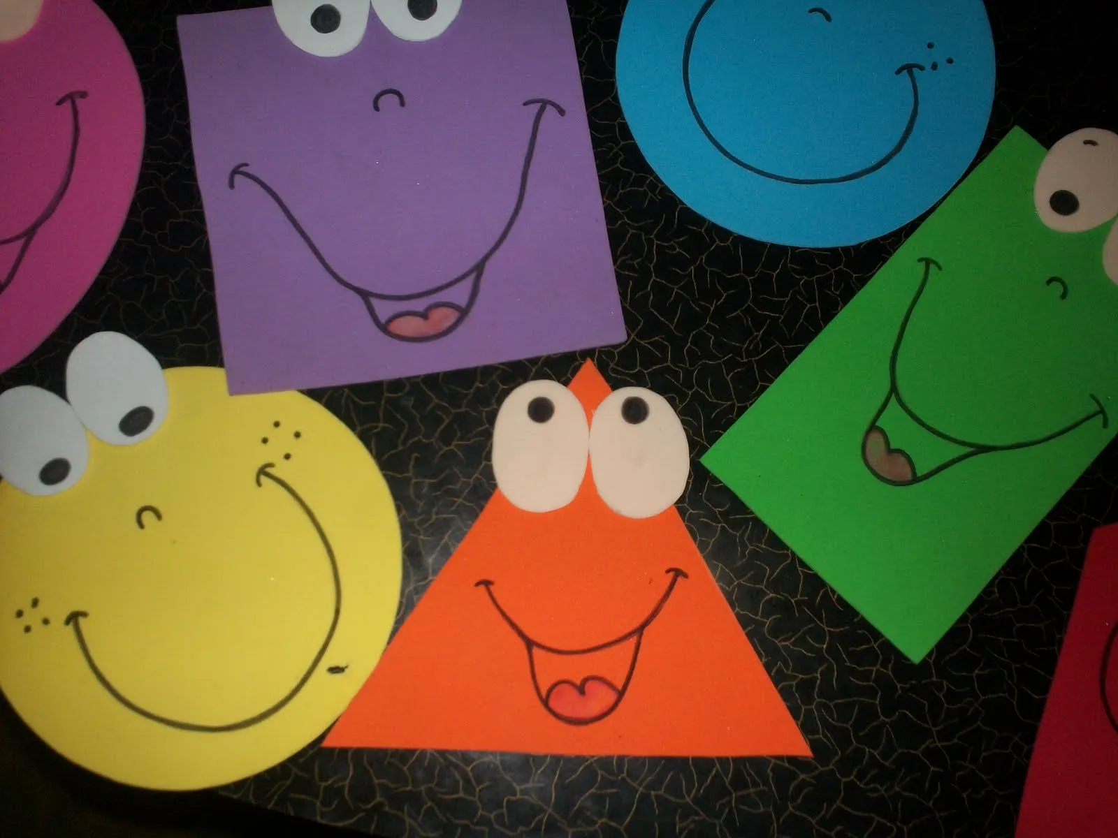 FIGURAS GEOMETRICAS DE FOAMI - Imagui