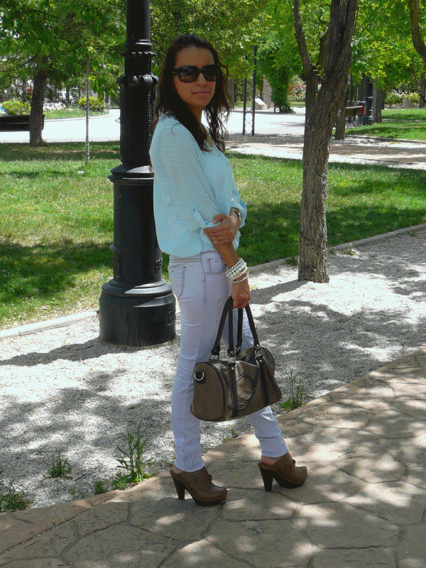 Gifs animados de blusas - Imagui