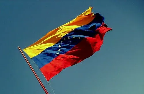 Bandera de venezuela con 8 estrellas - Imagui