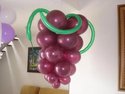 Cómo hacer un racimo de uvas con globos - 4 fotos e imágenes gratis ...