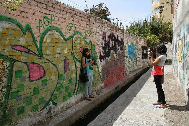 Daniela en graffiti - Imagui