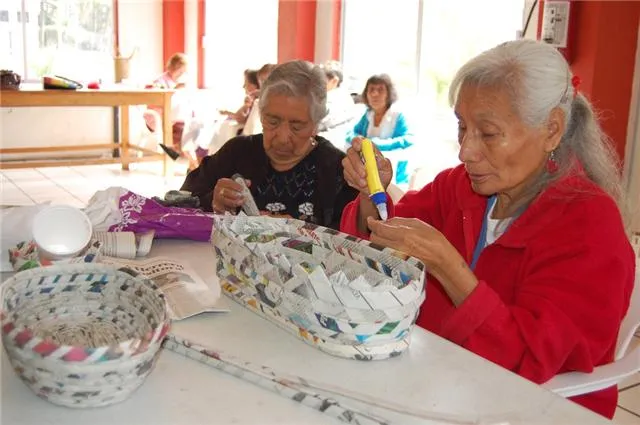 Manualidades Para El Día De La Madre Con Material Reciclado Imagui