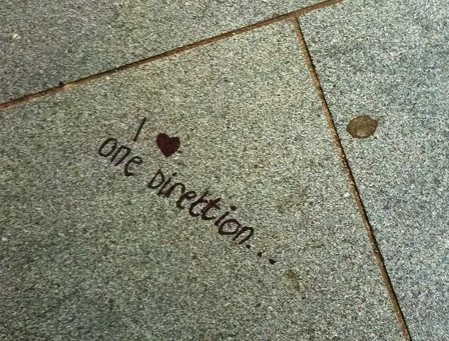 Imágenes de One Direction en graffitis - Imagui