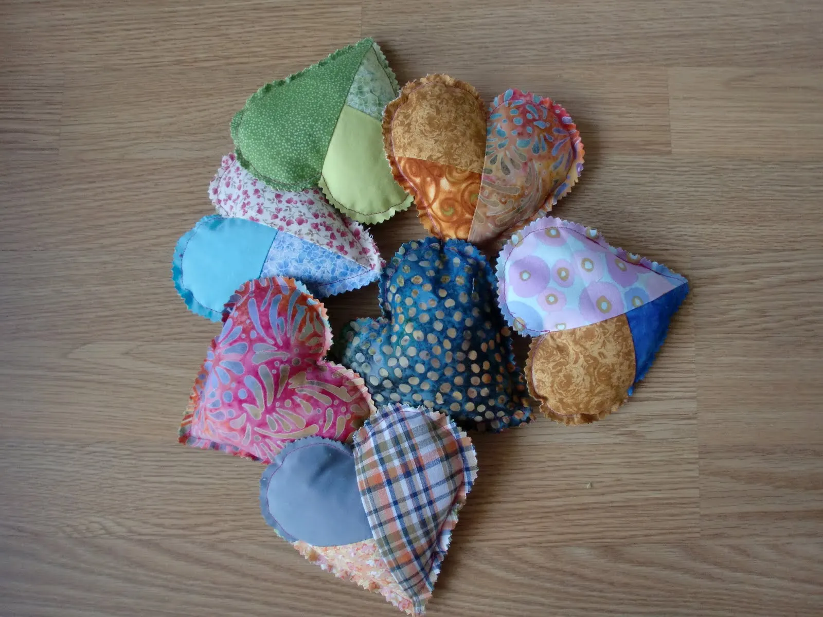 Corazones de patchwork - Imagui