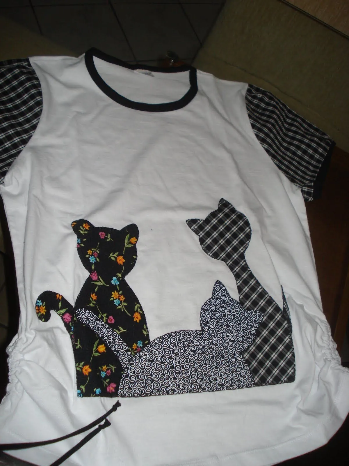 Camisetas bordadas en patchwork - Imagui