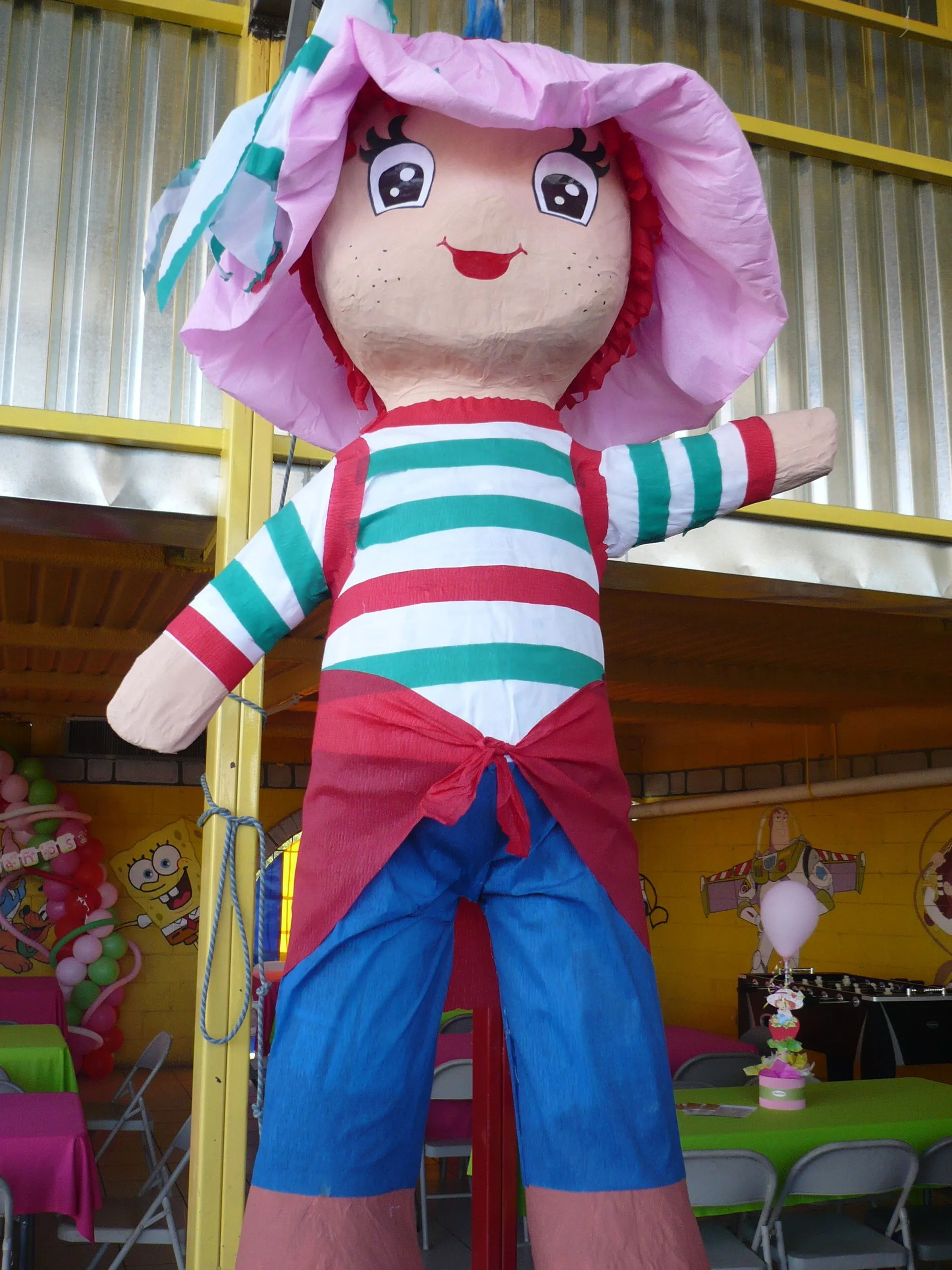 Piñata de rosita fresita - Imagui Piñata de rosita fresita - Imagui