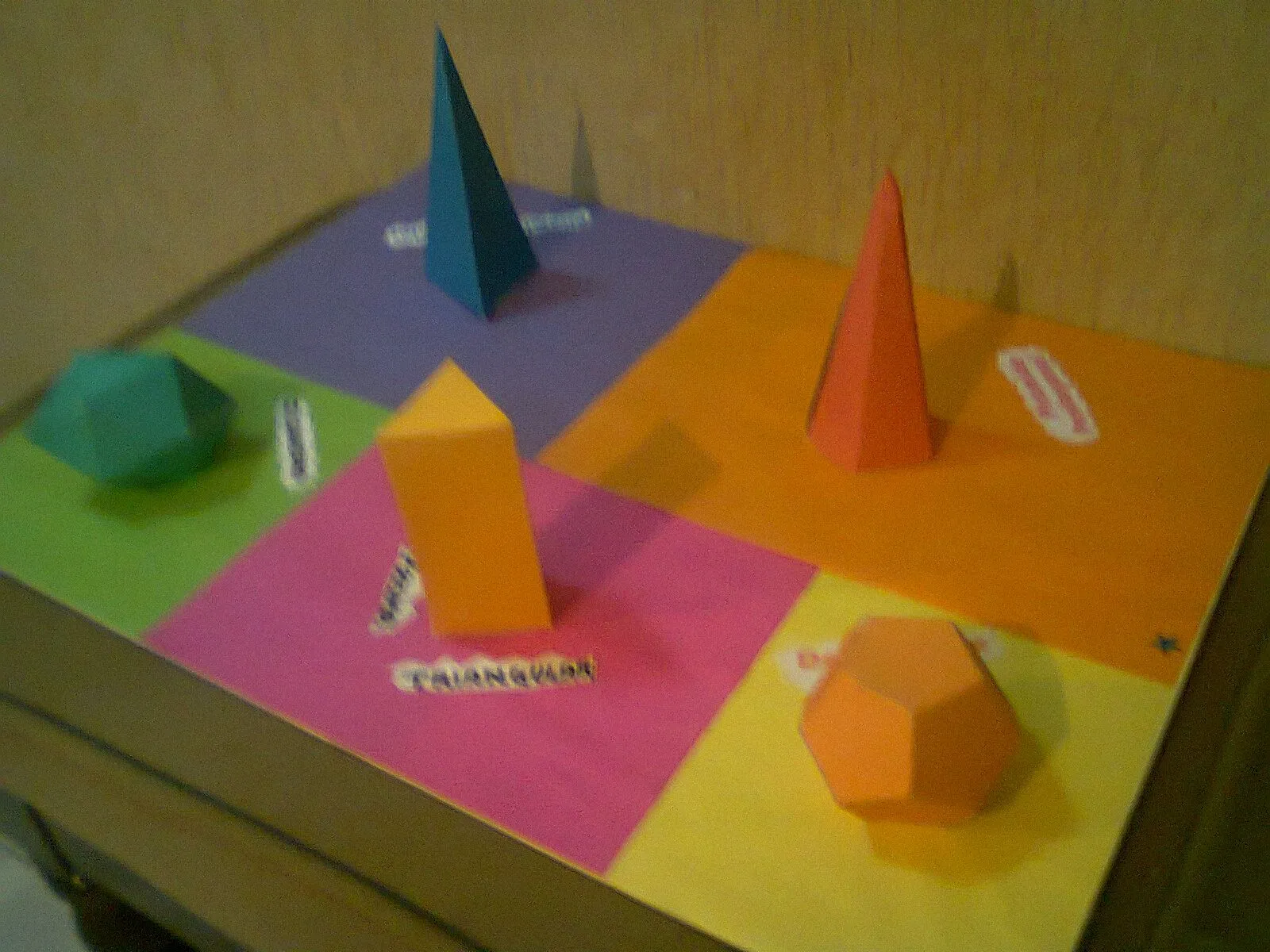 Imágenes de figuras geométricas en 3D - Imagui