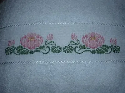 Punto cruz para toallas - Imagui