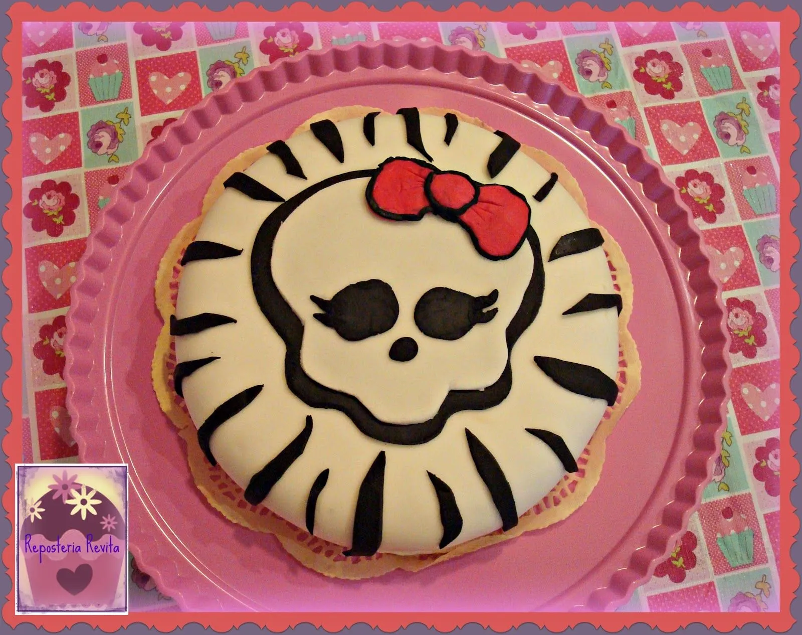 Fotos de pasteles Monster high - Imagui