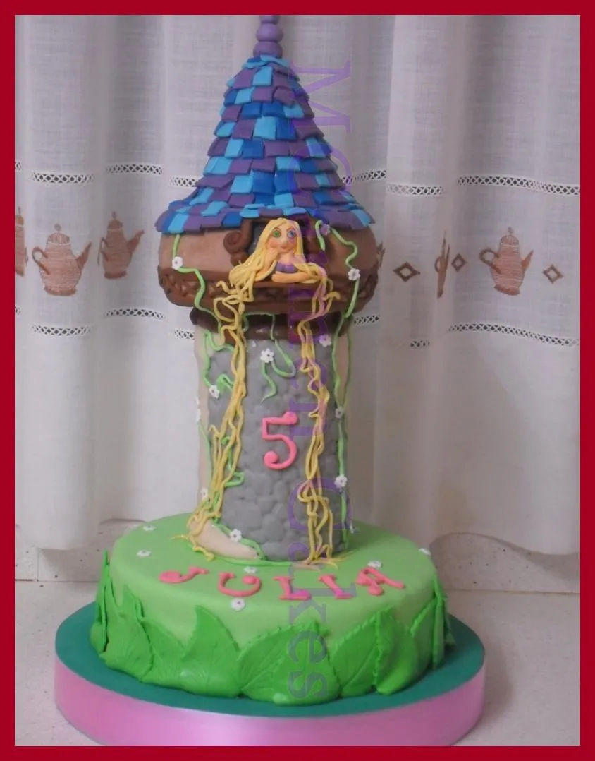 Torta de rapunzel con torre - Imagui